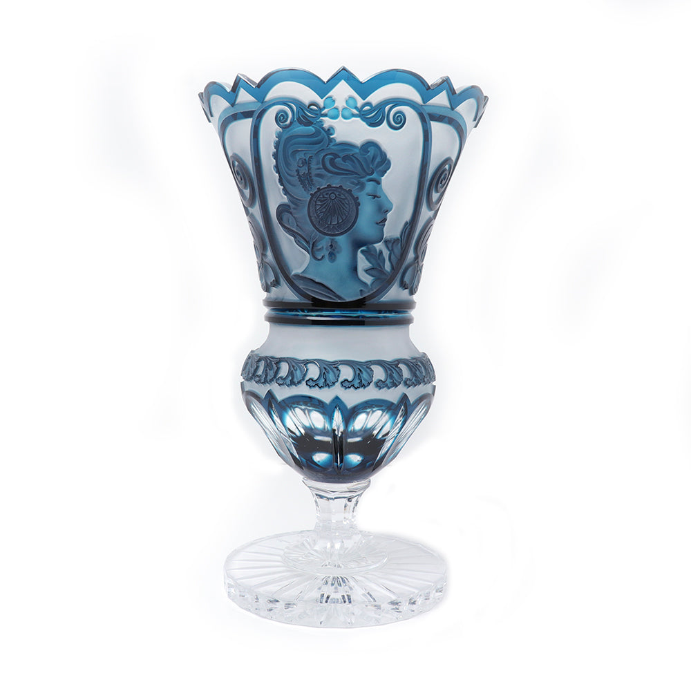 Caesar Crystal Vase With Engraved Figure Azure – Blue Salon